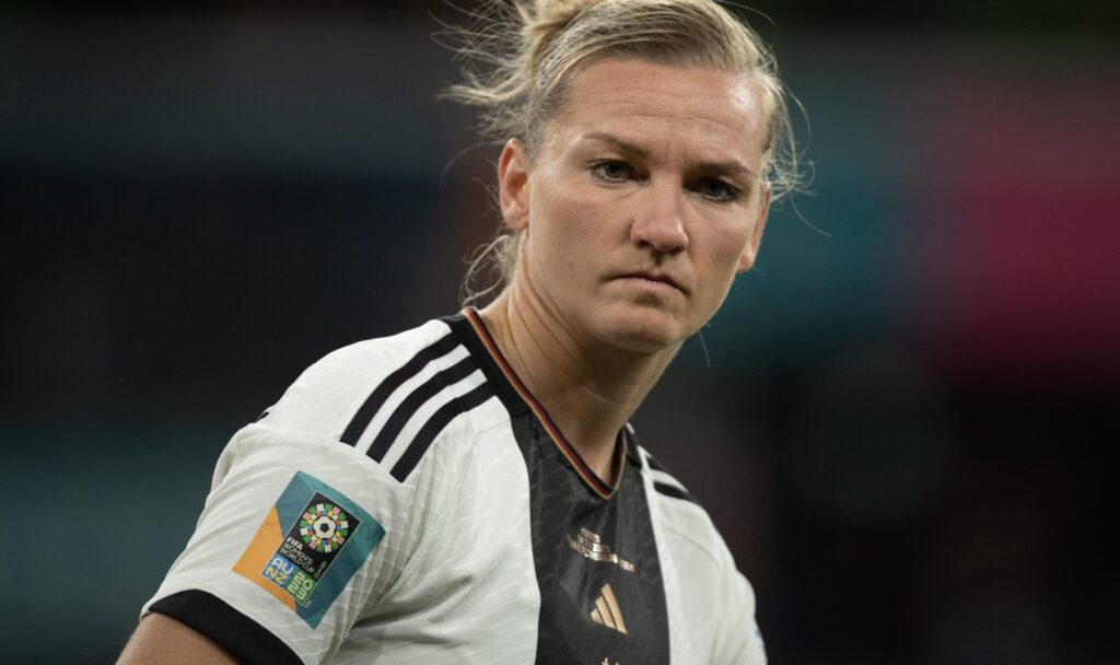 Trennung nach 11 Jahren! Ehe-Aus bei WM-Star Alexandra Popp! – Promiwood